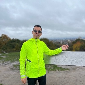 Cancer Research UK London Winter Run - Shing Man