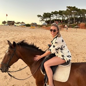 Cancer Research UK London Winter Run - Freya Richard